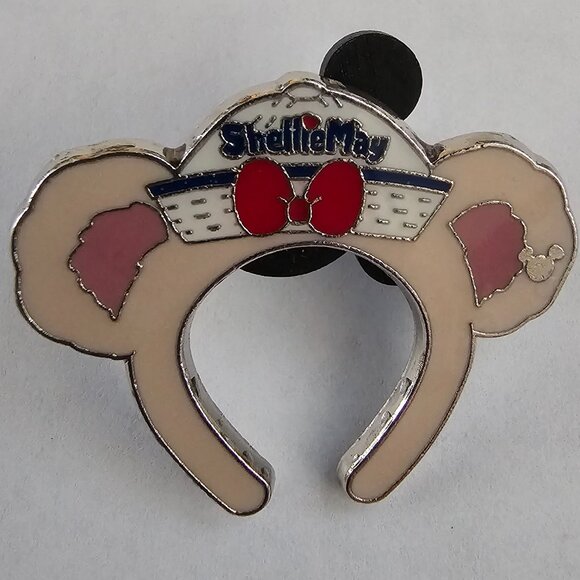Disney | Accessories | Disney Pin Trading Hong Kong Resort Shellie May ...